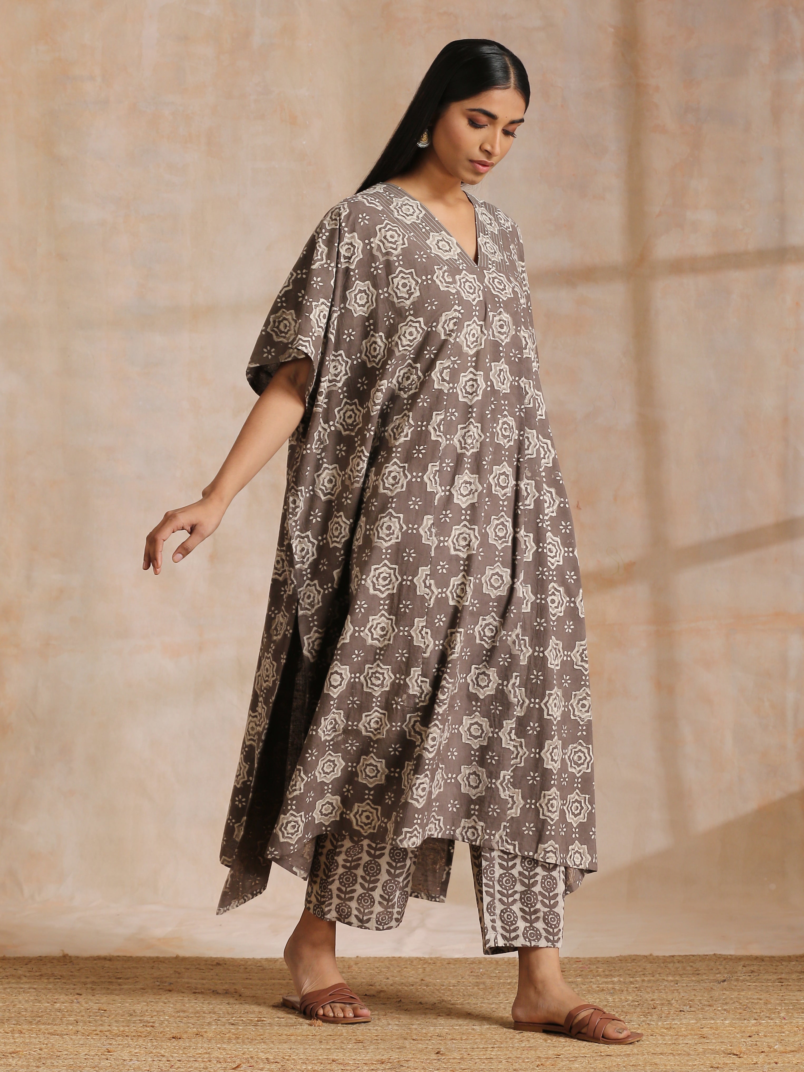 Clay Dabu Overall Print Cotton Panel Kaftan Kurta Pant Set – trueBrowns